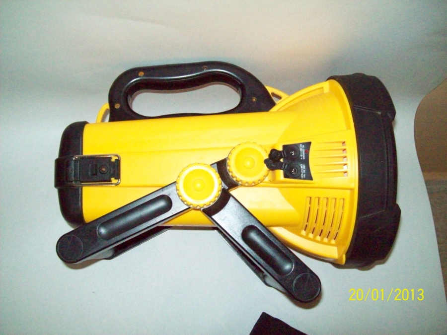 C E Jml2940 Uk China Flash Light For Sale at GunAuction.com - 11847128