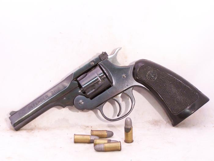 Harrington & Richardson, H&R Defender 38, Apr 1944, 38 S&W Cal, Adj ...