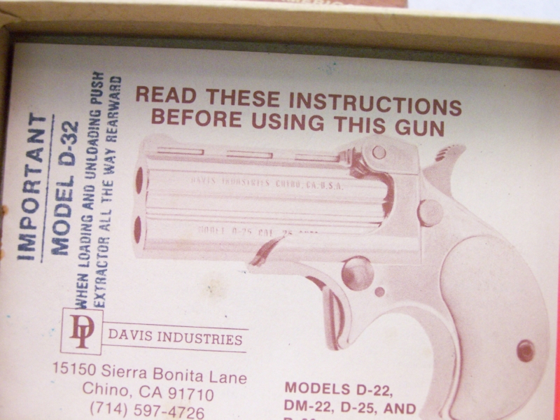 Davis Industries, D-32, Derringer, 32 Acp, Looks Unfired, Original Box ...