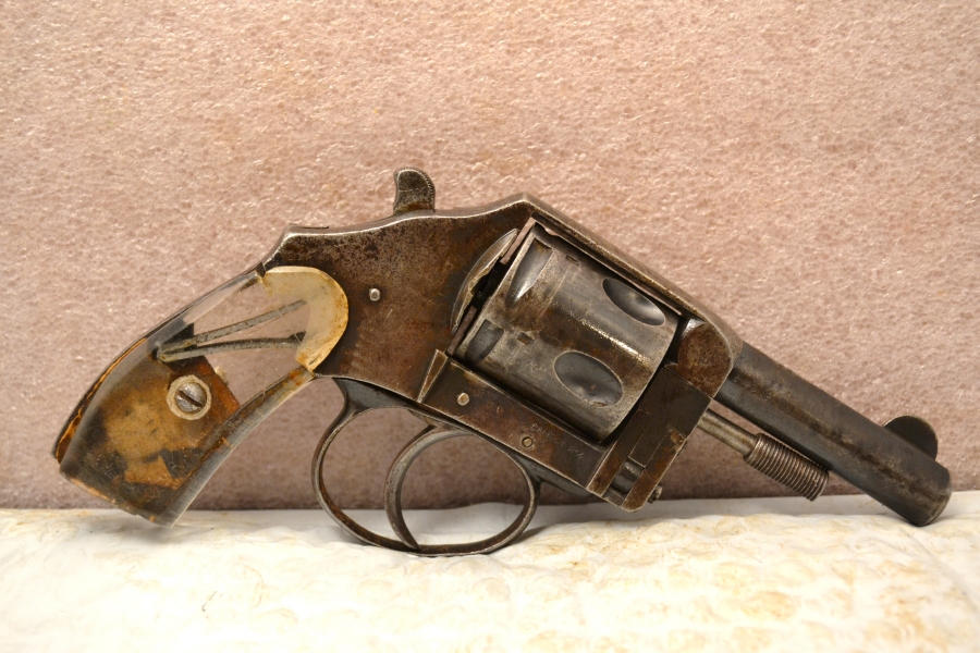 Manufacture d'Armes de St. Etienne LE FORMIDABLE, 8mm, 5 SHOT REVOLVER ...