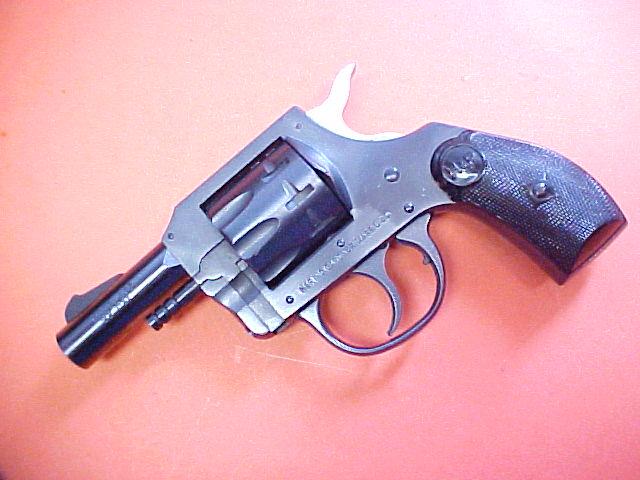Harrington & Richardson, H&R Model 929, 9 Shot, 22 Cal, 2 1/2" Bbl ...