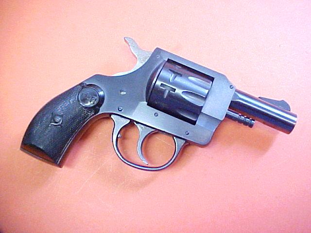 Harrington & Richardson, H&R Model 929, 9 Shot, 22 Cal, 2 1/2" Bbl ...