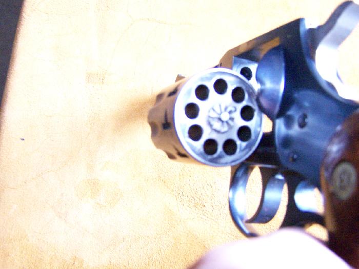 New England Firearms, Gardner, Model R-92, 9 Shot, 22 Cal, Swing Out ...