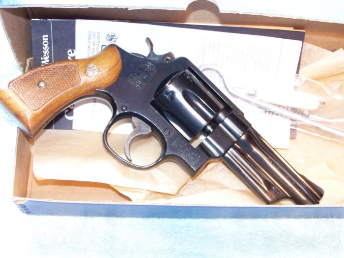 Smith & Wesson, S&W Model 520 New York State Police, 357 Mag. W/Box For ...