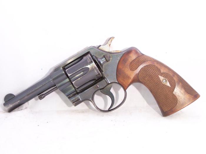 COLT OFFICIAL POLICE, 1943, ROPER GRIPS, 38 SPECIAL, 4 INCH BBL, C&R OKAY