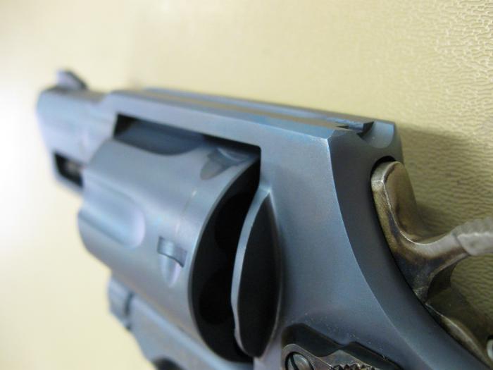 Taurus International Mfg. Co. Taurus Mod 617 Titanium .357 Magnum ...