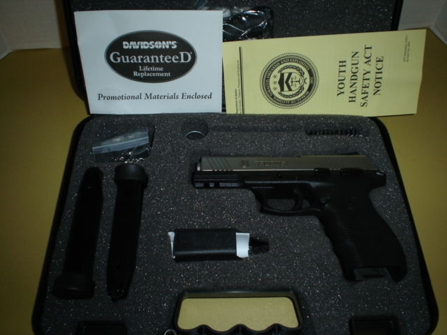 Taurus Pt845 .45acp Pistol 12rd For Sale at GunAuction.com - 11063562