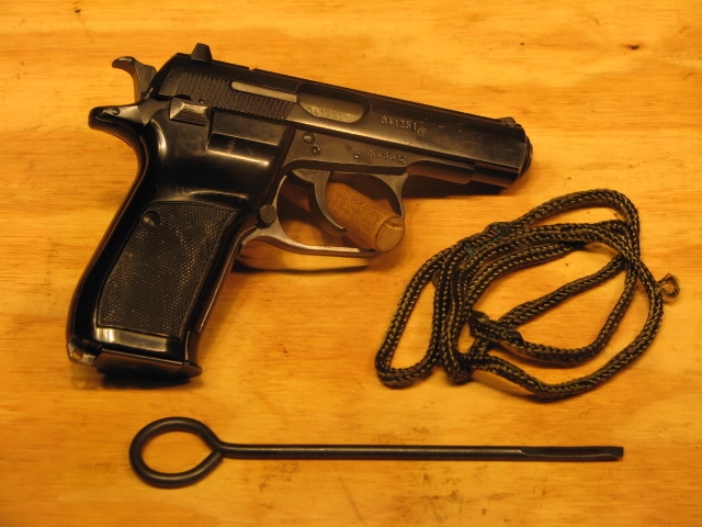 Cz -82 Pistol 9mm Makarov Compact Gun 82 9x18 For Sale at GunAuction ...