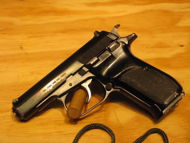 Cz -82 82 9mm Makarov Pistol 12rd C&R Great Deal For Sale at GunAuction ...