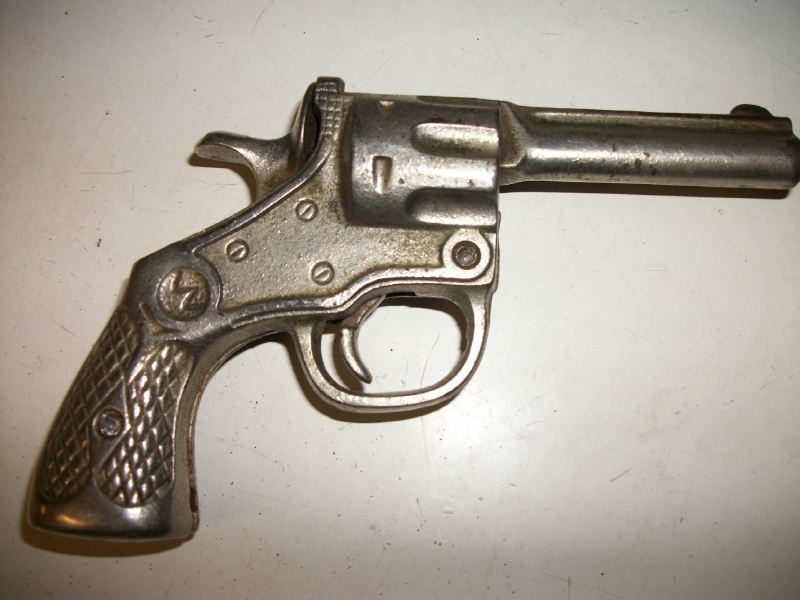 Kenton Starter/Blank Pistol .22 Cal. For Sale at GunAuction.com - 10915387
