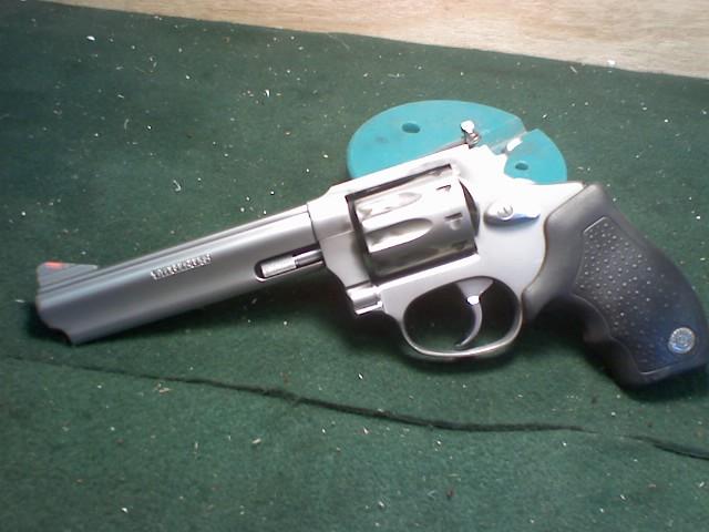 Taurus Taurus model 94SS Revolver 9-shot .22lr