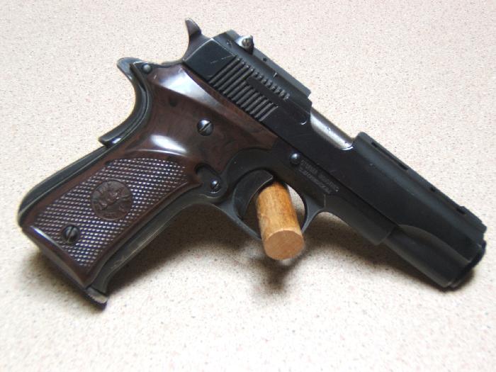 Llama .380 Auto For Sale at GunAuction.com - 9876197