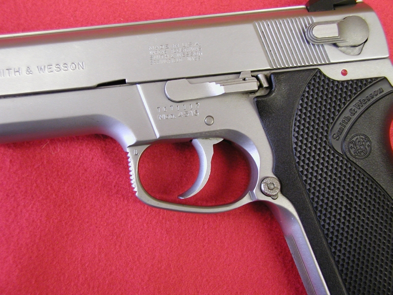 Smith & Wesson 4516 Compact 45 Caliber For Sale at GunAuction.com ...