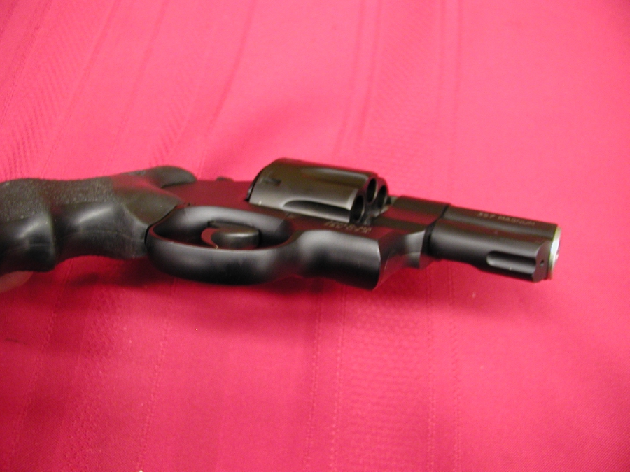 Smith & Wesson 327 Night Guard 357 Caliber For Sale at GunAuction.com ...