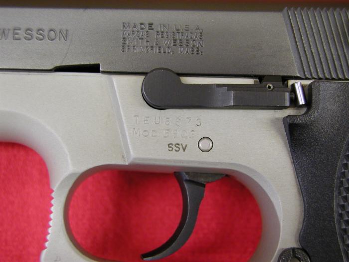 Smith & Wesson Model 5903 Ssv 9mm For Sale at GunAuction.com - 8153917