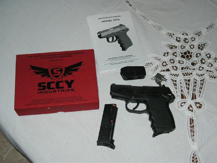 SCCY SCCY, 9mm in excellent condition with 2 Mags/Box