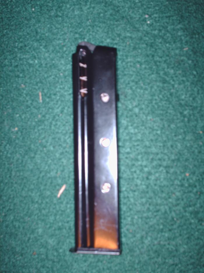 15 Rd Mag, Marlin 70, 70p, 995, 989m2 For Sale at GunAuction.com - 7949534