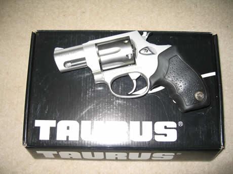 Taurus Model 731 32 H&R Ultra-Lite Stainless Nib For Sale at GunAuction ...