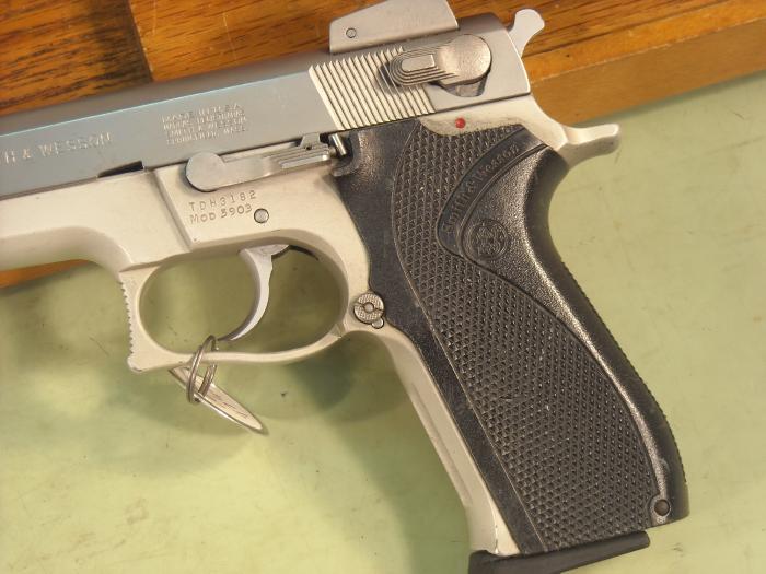 Smith & Wesson Model 5903 9mm For Sale at GunAuction.com - 10066577