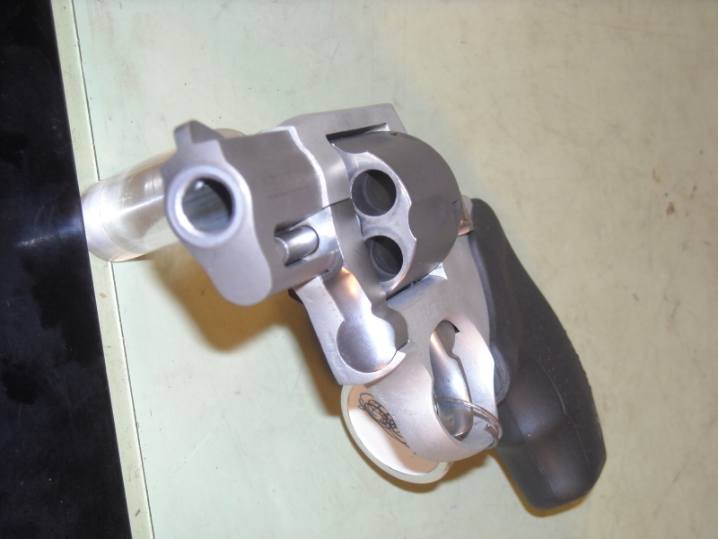 Taurus Model 85 Ultra-Lite Titanium / 38 Special For Sale at GunAuction ...