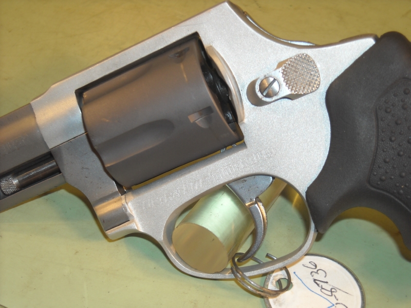 Taurus Model 85 Ultra-Lite Titanium / 38 Special For Sale at GunAuction ...