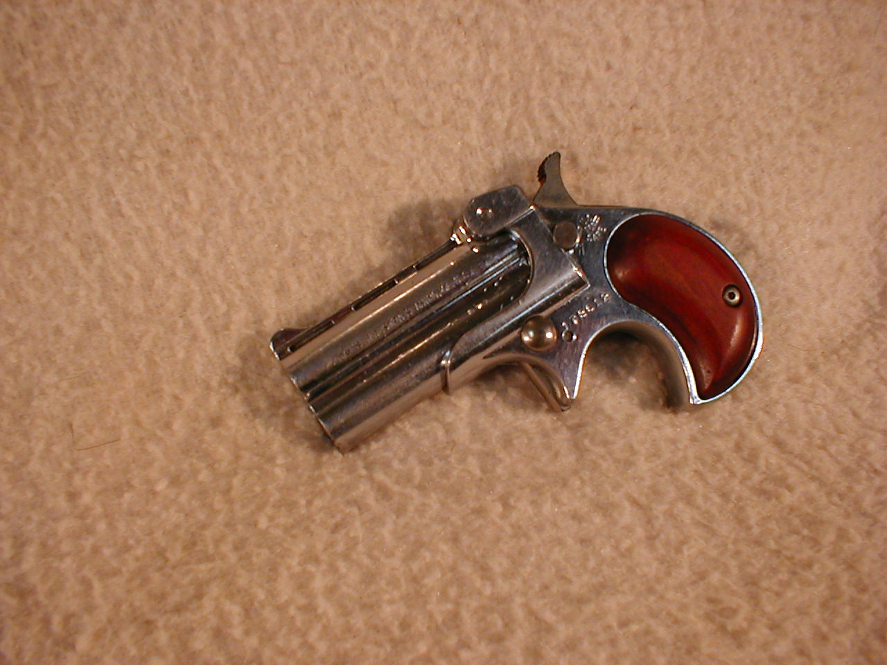 Davis Industries Model D25 Derringer .25cal. For Sale at GunAuction.com ...
