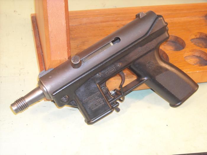 Interdynamics Mod. Kg-99 Cal.9mm For Sale at GunAuction.com - 9805583