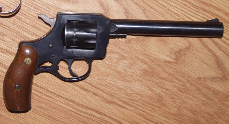 New England Firearms, Co 22cal 9 Shot Revolver - Model R92 For Sale at ...