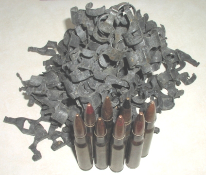 8rnds .50 Bmg Cartriges And 75 Links For Sale at GunAuction.com - 3092240