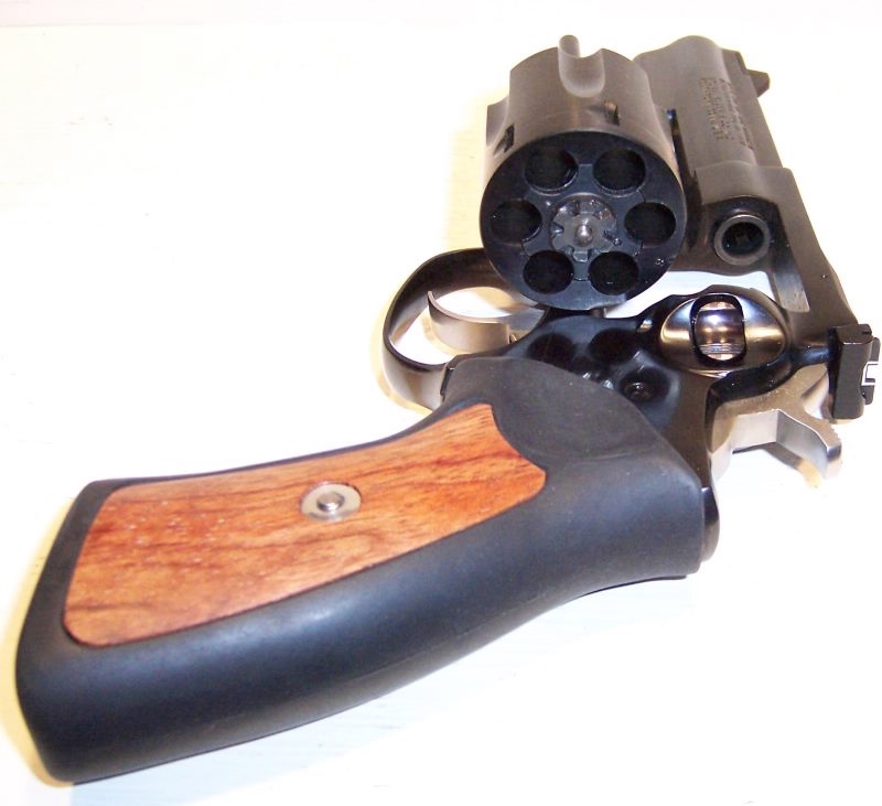 Ruger Gp-100 357 Blue 4 Inch For Sale at GunAuction.com - 10356482