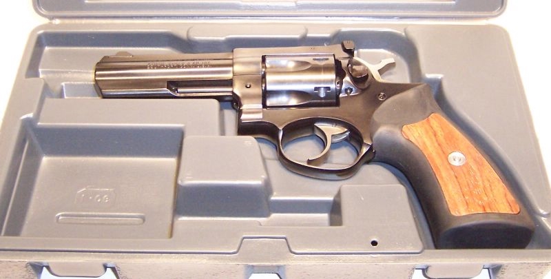 Ruger Gp-100 357 Blue 4 Inch For Sale at GunAuction.com - 10356482