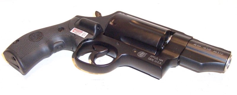 Smith & Wesson Governor Laser Grips 45 .410 Lnib For Sale at GunAuction ...