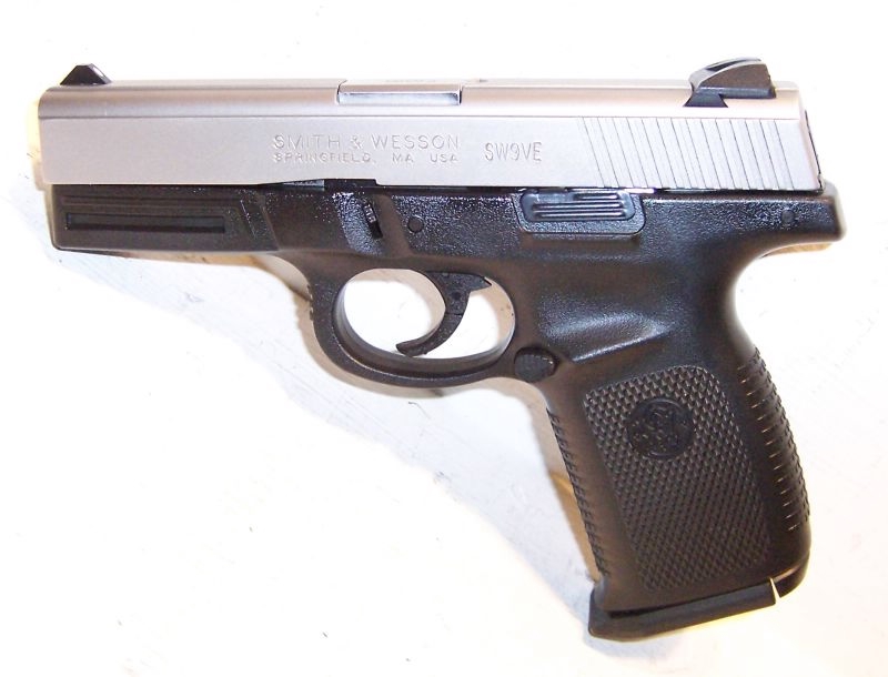 Smith & Wesson SW9VE 9mm For Sale at GunAuction.com - 11574033