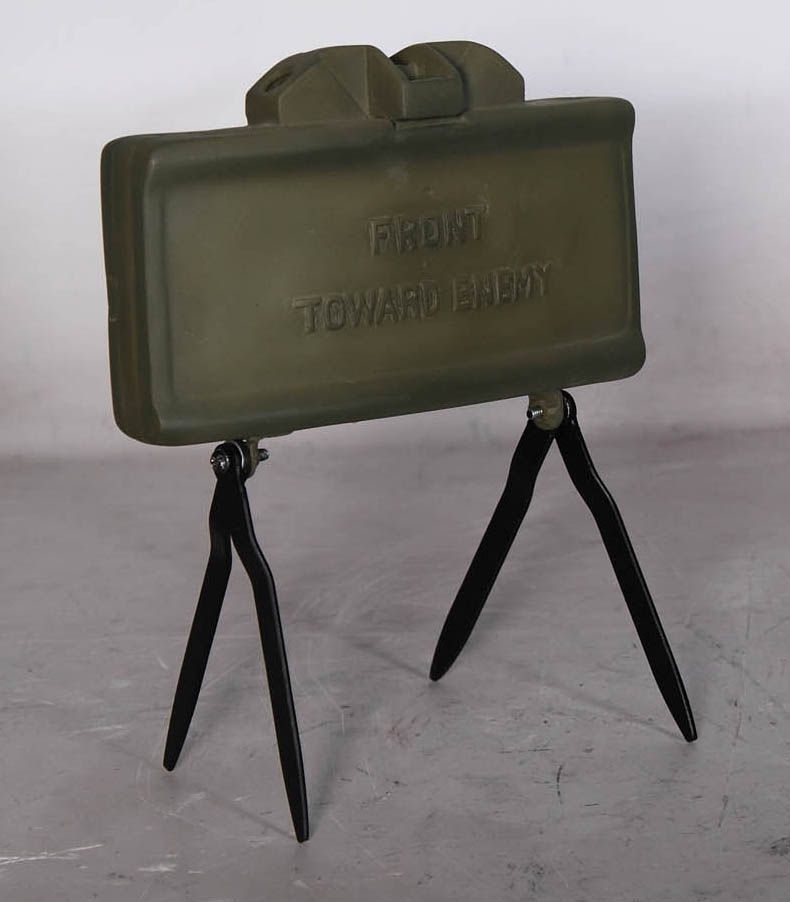 M18a1 Claymore Replica For Sale at GunAuction.com - 12931499