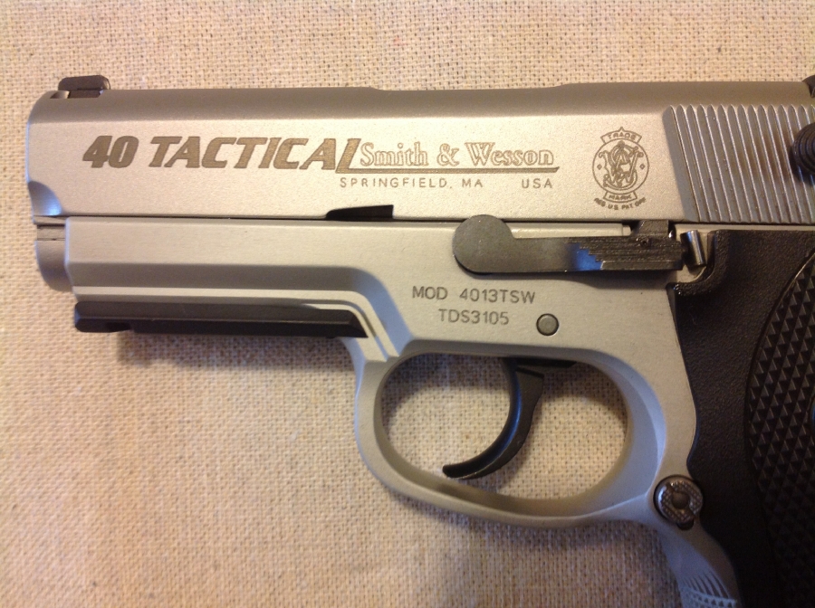 Smith & Wesson S & W Tactical 40cal. - Model 4013tsw For Sale at ...