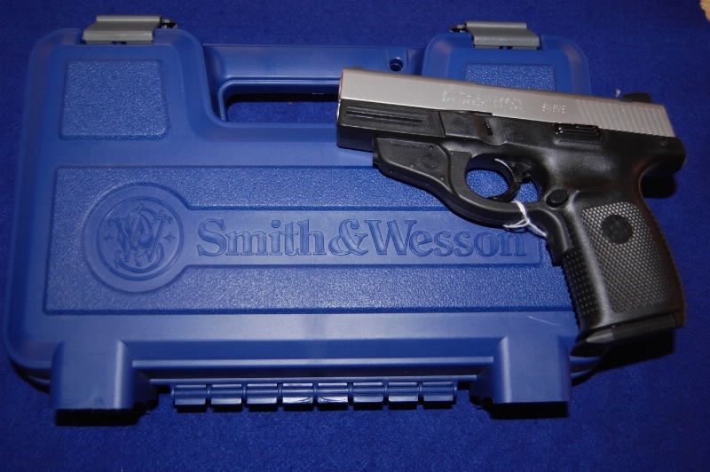 Smith & Wesson Sw9ve 9mm With Laser For Sale at GunAuction.com - 10754758
