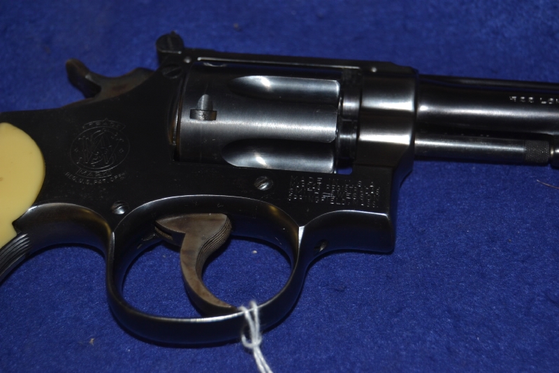 Smith & Wesson Mod. K Frame, 22lr, 6rnd Cyl. Ajax Stag Grip K-22 For ...