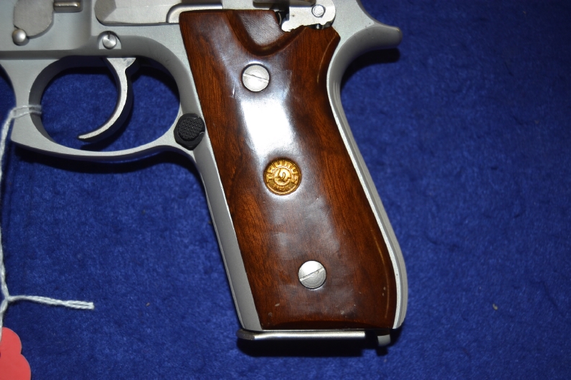 Taurus Pt 101 Af .40 S&W Previously Owned For Sale at GunAuction.com ...