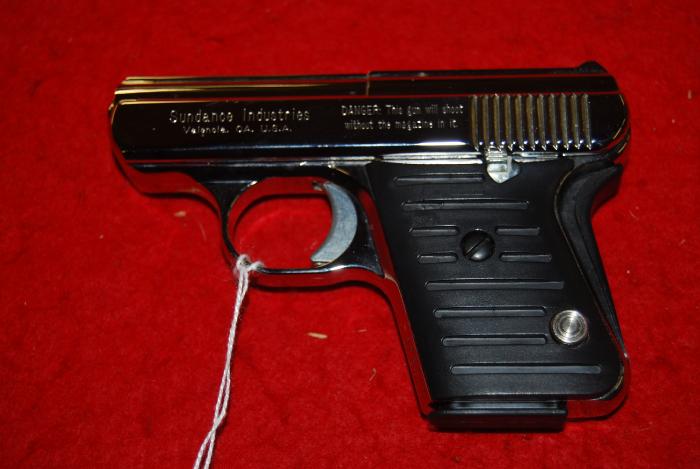 Sundance Industries, Inc. .25auto Boa Chrome/Black Grips W/2mags For ...