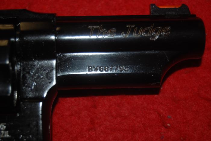 Taurus The Judge Ultra Lite .45/.410 Blue Hammerless For Sale at ...