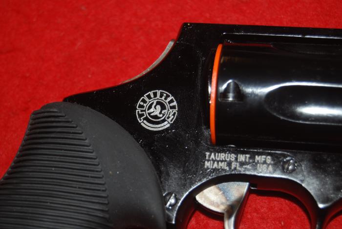 Taurus The Judge Ultra Lite .45/.410 Blue Hammerless For Sale at ...