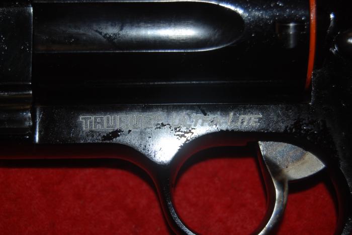 Taurus The Judge Ultra Lite .45/.410 Blue Hammerless For Sale at ...