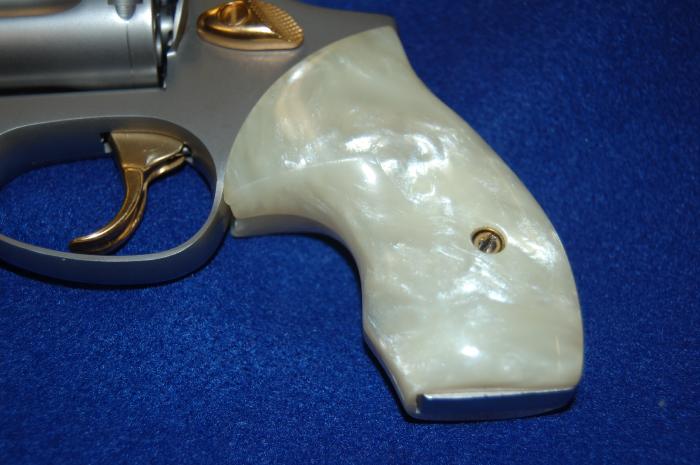 Taurus M85 .38spl Ss/Pearl Grips/Gold Accents New In Box For Sale at ...