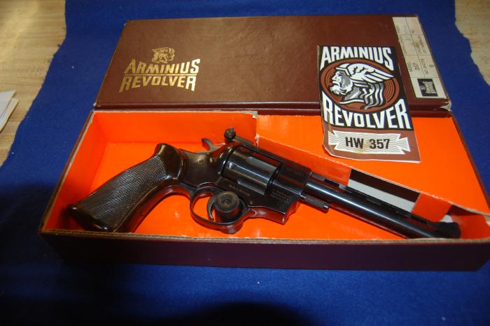 Arminus Model Hw 357 .357mag Blued/Wood With Box For Sale at GunAuction ...