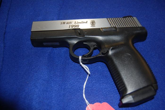 Smith & Wesson Sw40v Limited 1998 Edition .40s&W Like New For Sale at ...
