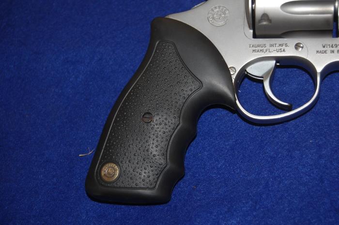 Taurus Model 608 .357mag Stainless/ Black Grips For Sale at GunAuction ...