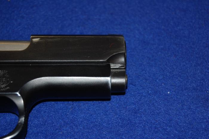 Smith & Wesson 4014 40 S&W Blue / Alum. W/ Box ( Clean ) For Sale at ...