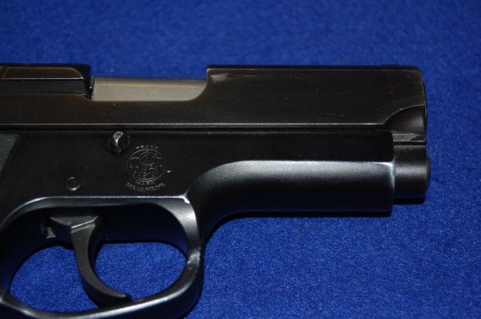 Smith & Wesson 4014 40 S&W Blue / Alum. W/ Box ( Clean ) For Sale at ...
