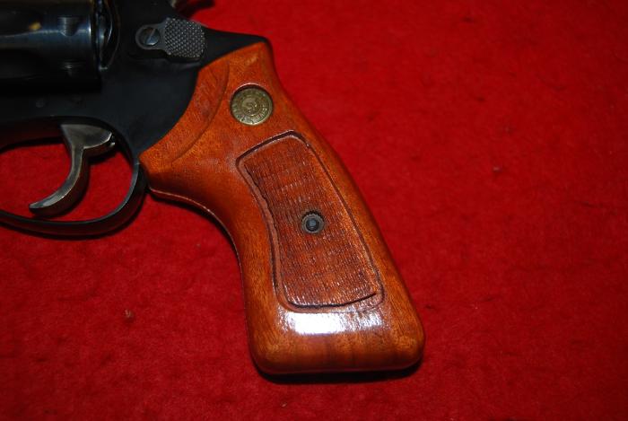 Taurus M94 .22lr Rs 9-Shot 4in. Bl. Blue/Wood For Sale at GunAuction ...