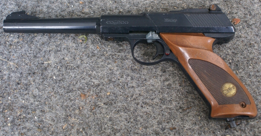 Vintage 1970 Daisy Model 200 Semi Auto Co2 Bb For Sale at GunAuction ...